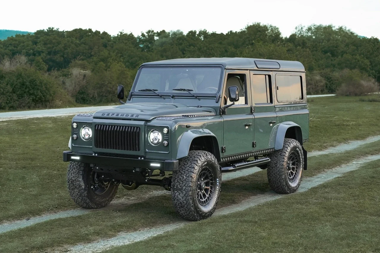 PROJECT TC – Bespoke Defender Build – Monarch Defender